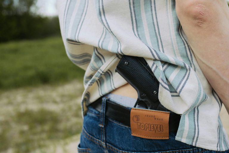 Concealed Pistol License (CLP) Laws in Michigan