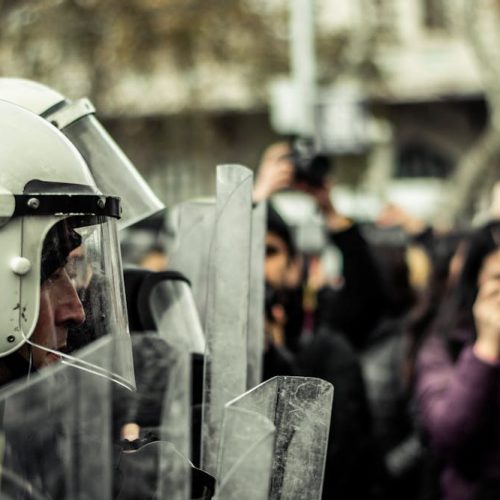 Video recording the police from a safe distance is not illegal!